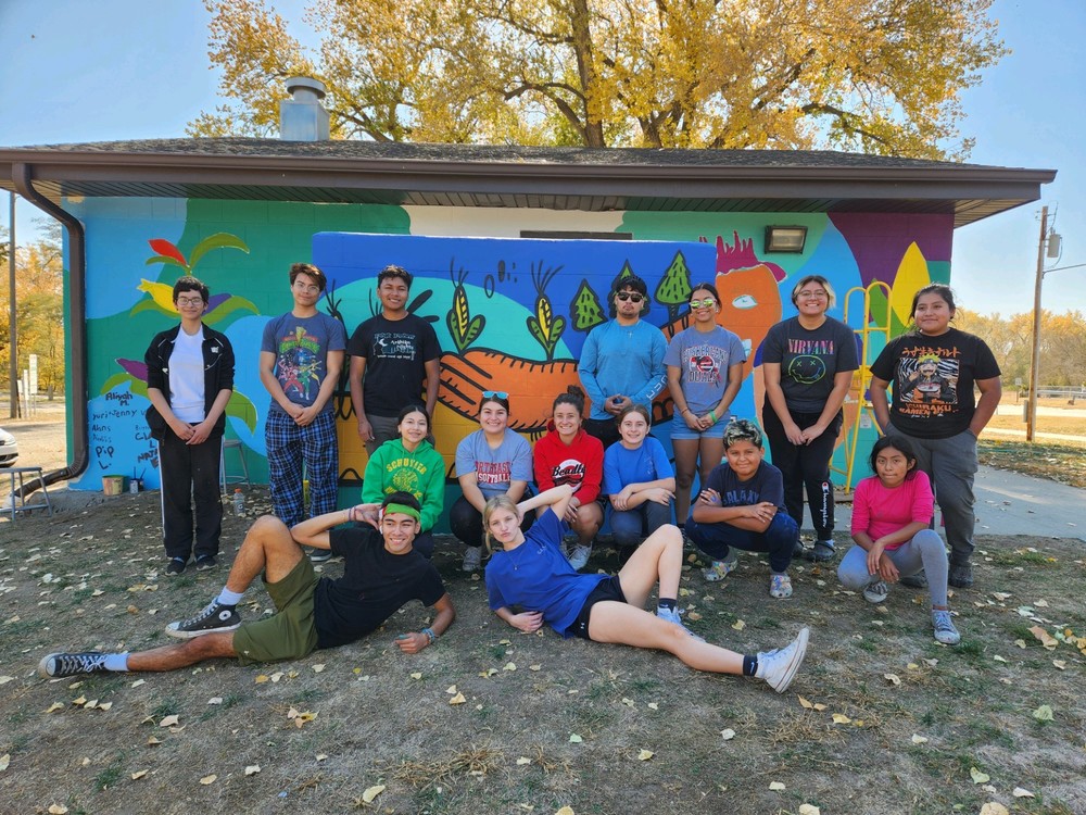 SCS Students Help With the Community Mural | Schuyler Central High School